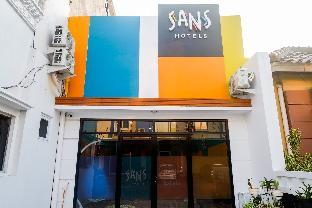 Sans Hotel City Park Medoho Semarang - Semarang