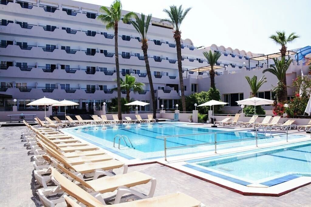 Treehouse Hotel - Sousse