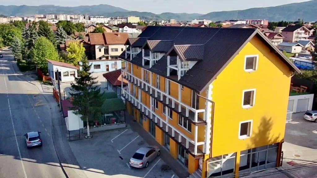 Gaia Aparthotel Near Airport - Sarajevo
