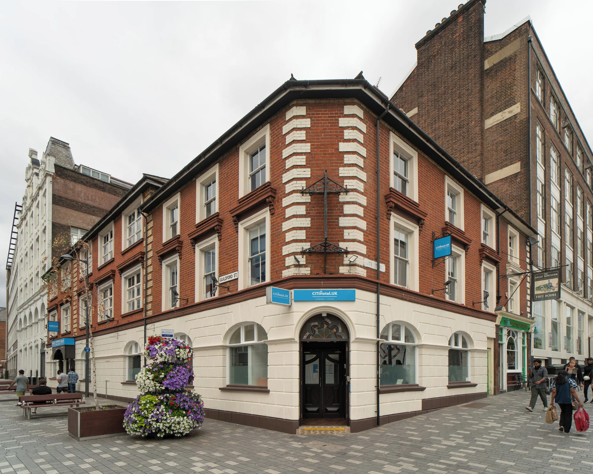 City Hotel Luton - Luton