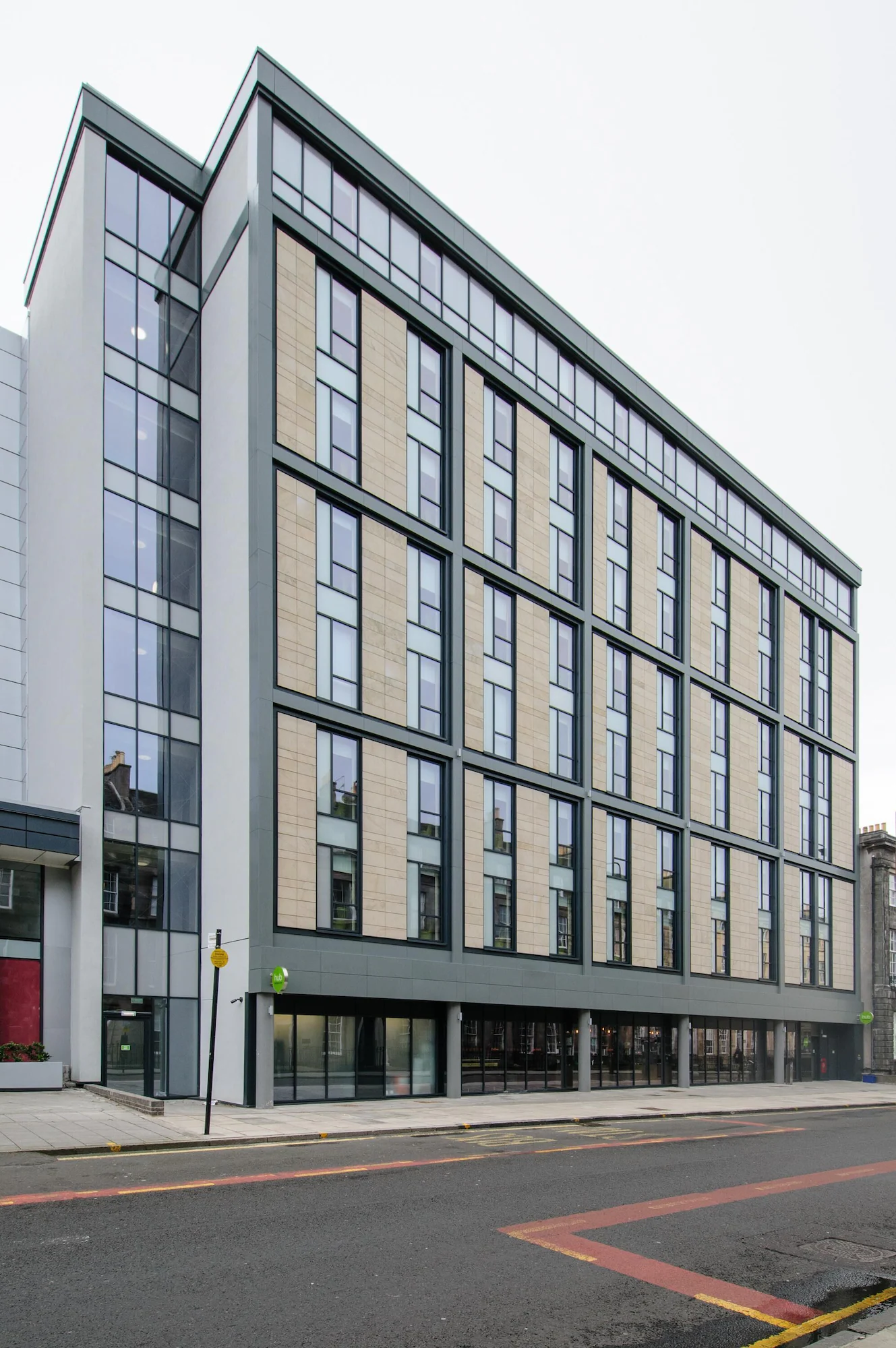 Hub By Premier Inn Edinburgh Haymarket - Edinburgh
