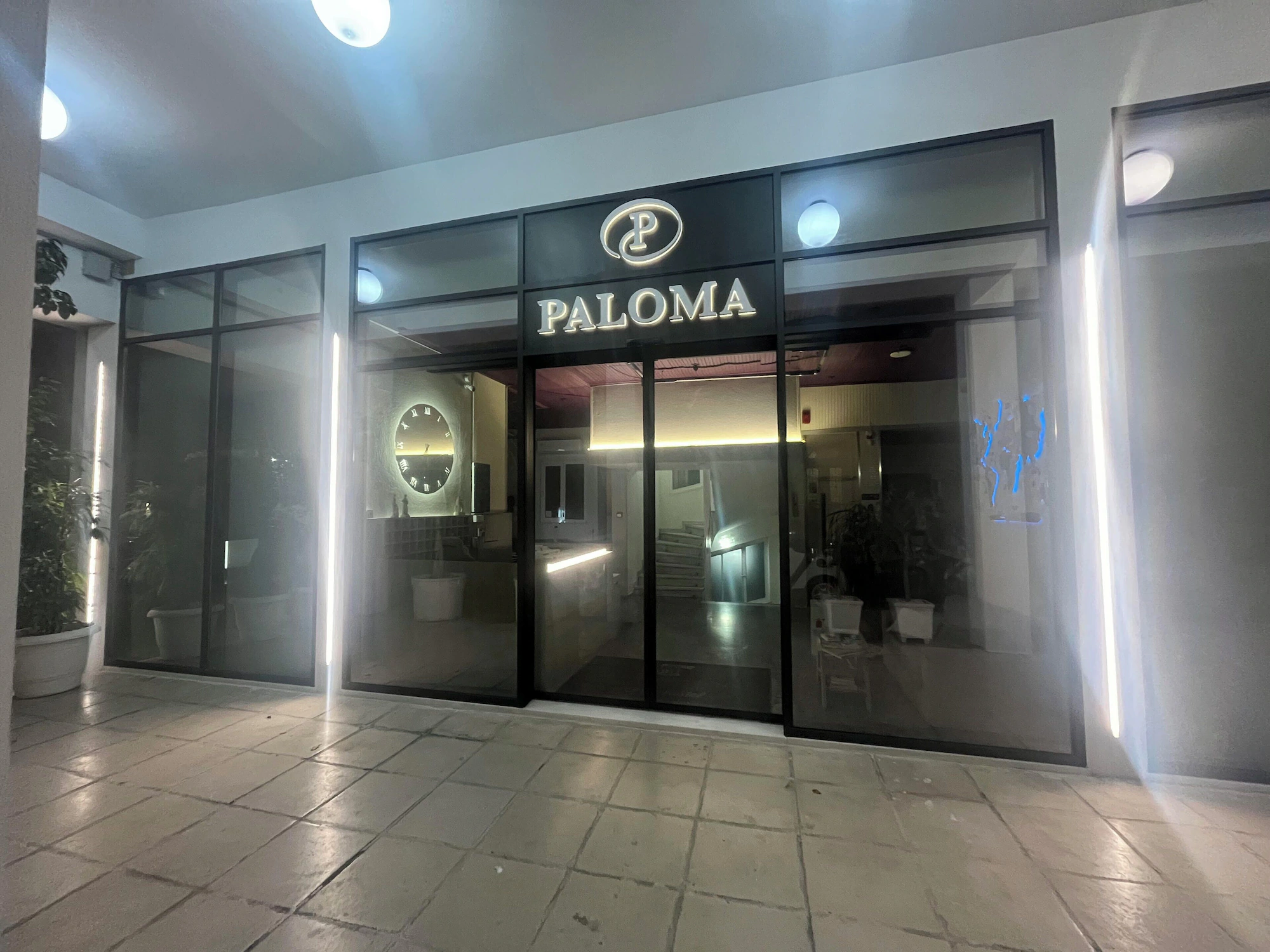 Paloma - Athen
