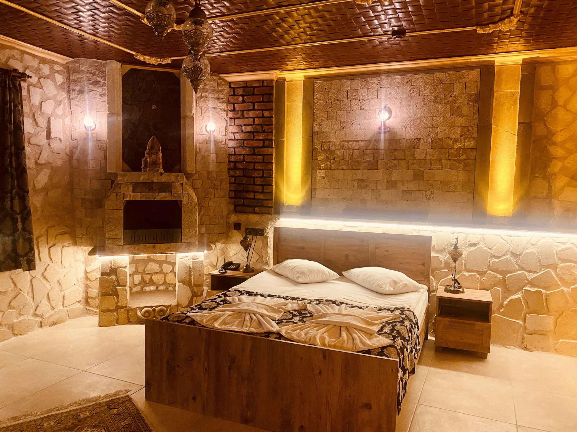 Aysultan Stone House - Nar