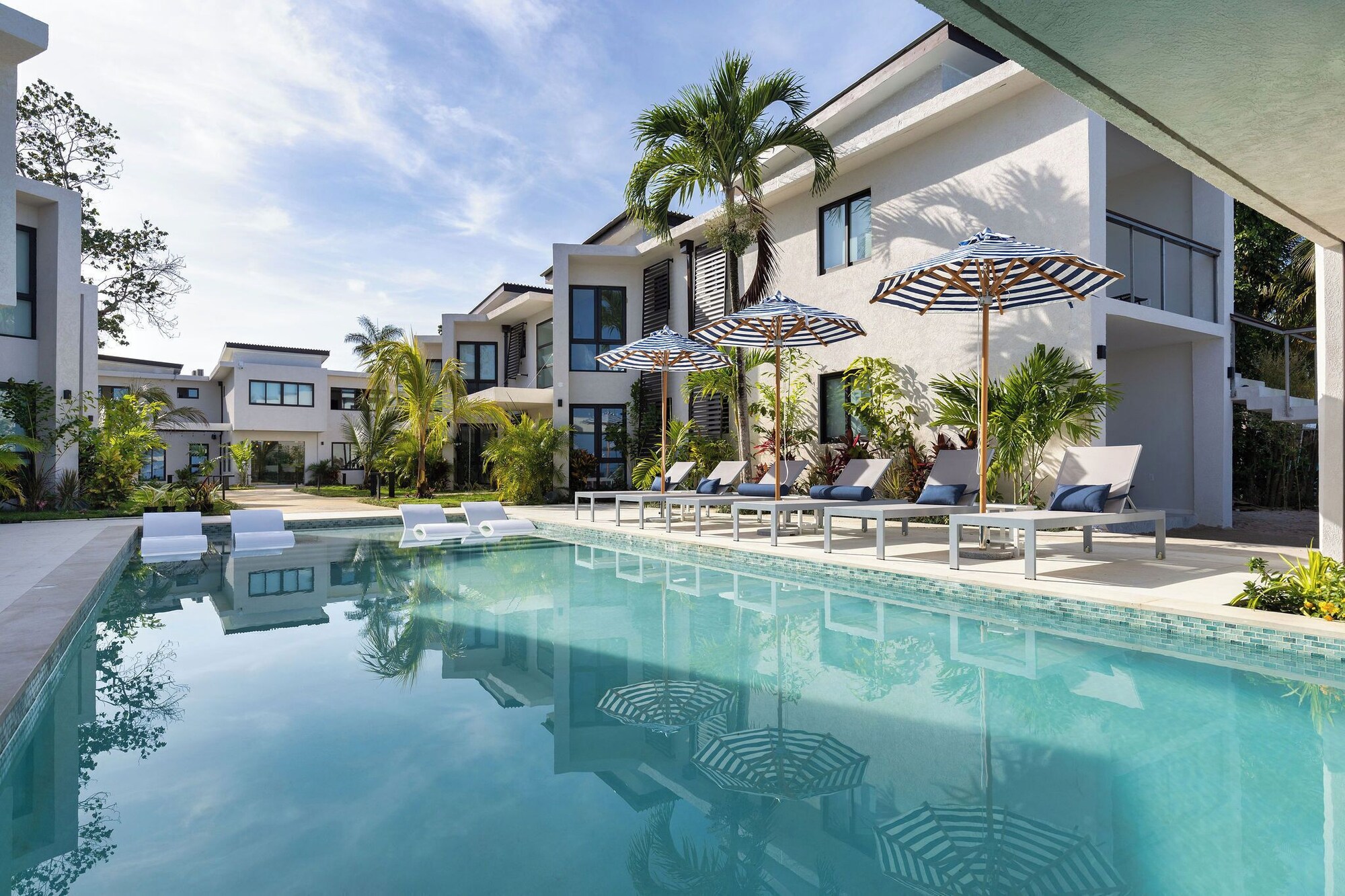 Negril Footeprints Hotel - Negril