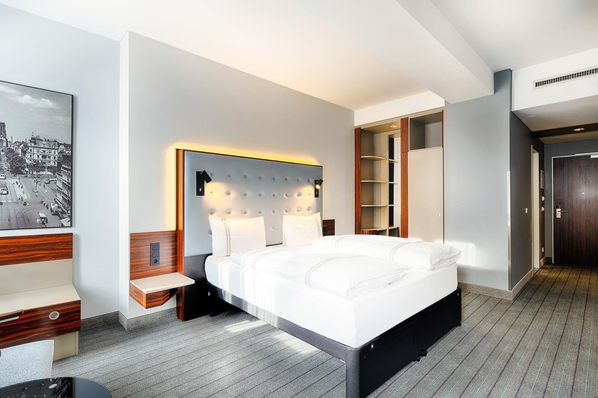 Premier Inn Köln City Mediapark - Cologne