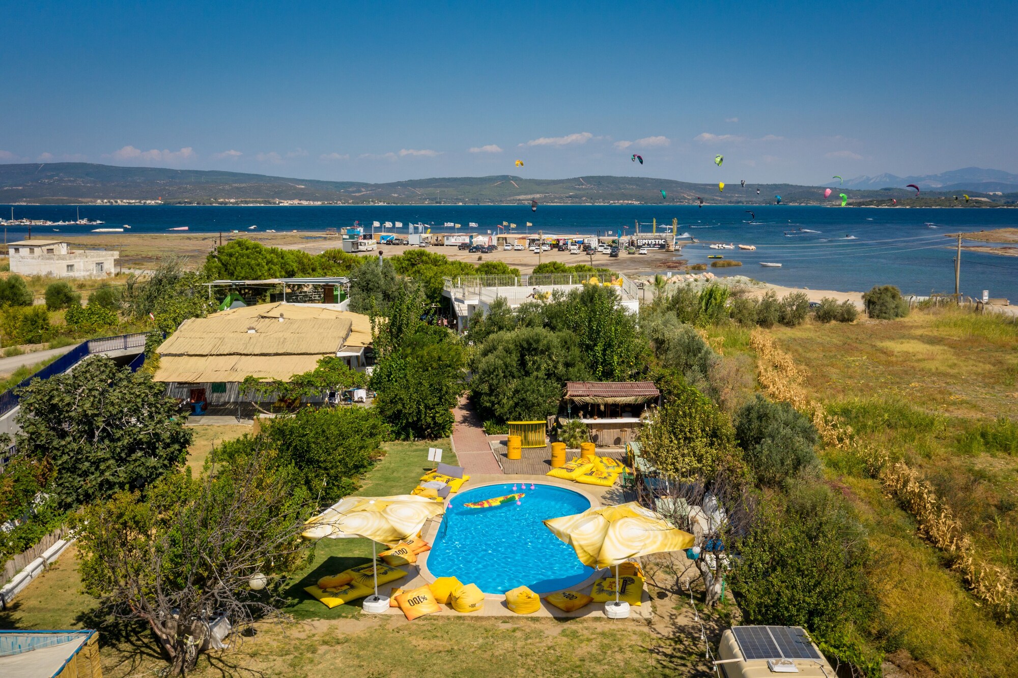 Urla Surf House - Balıklıova