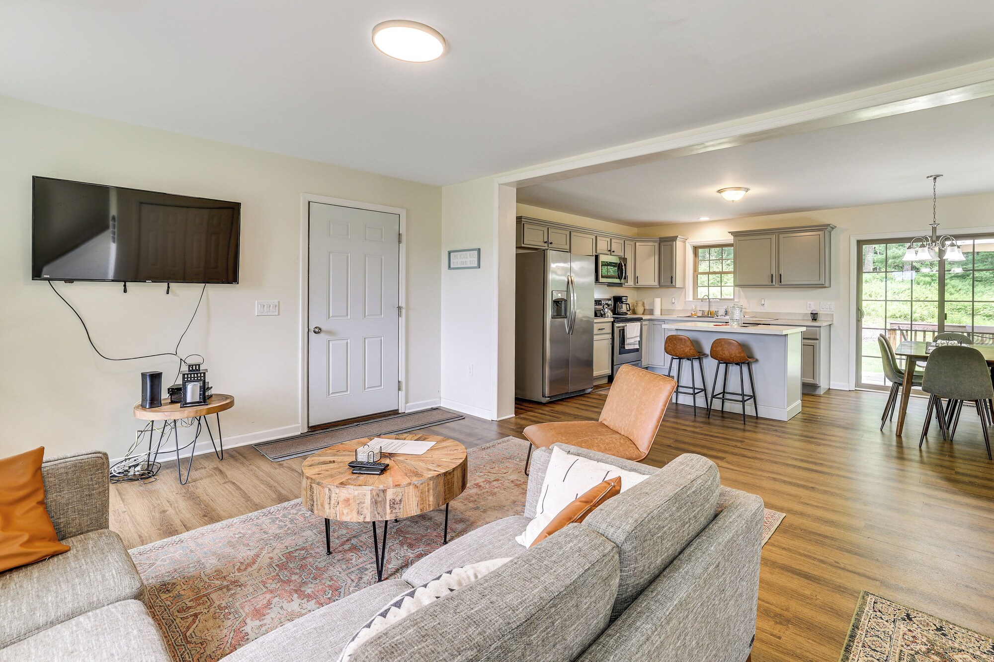Pet-friendly Lebanon House W/ Lake Access! - Colchester, CT