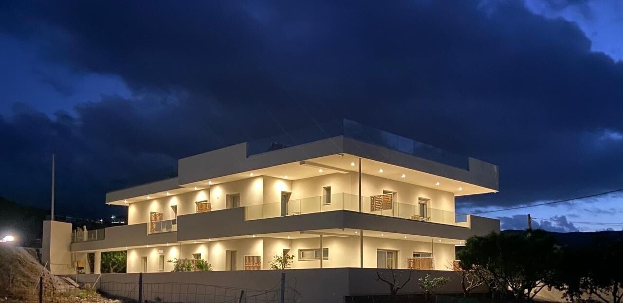 Kiwi Boutique Studios - Greece