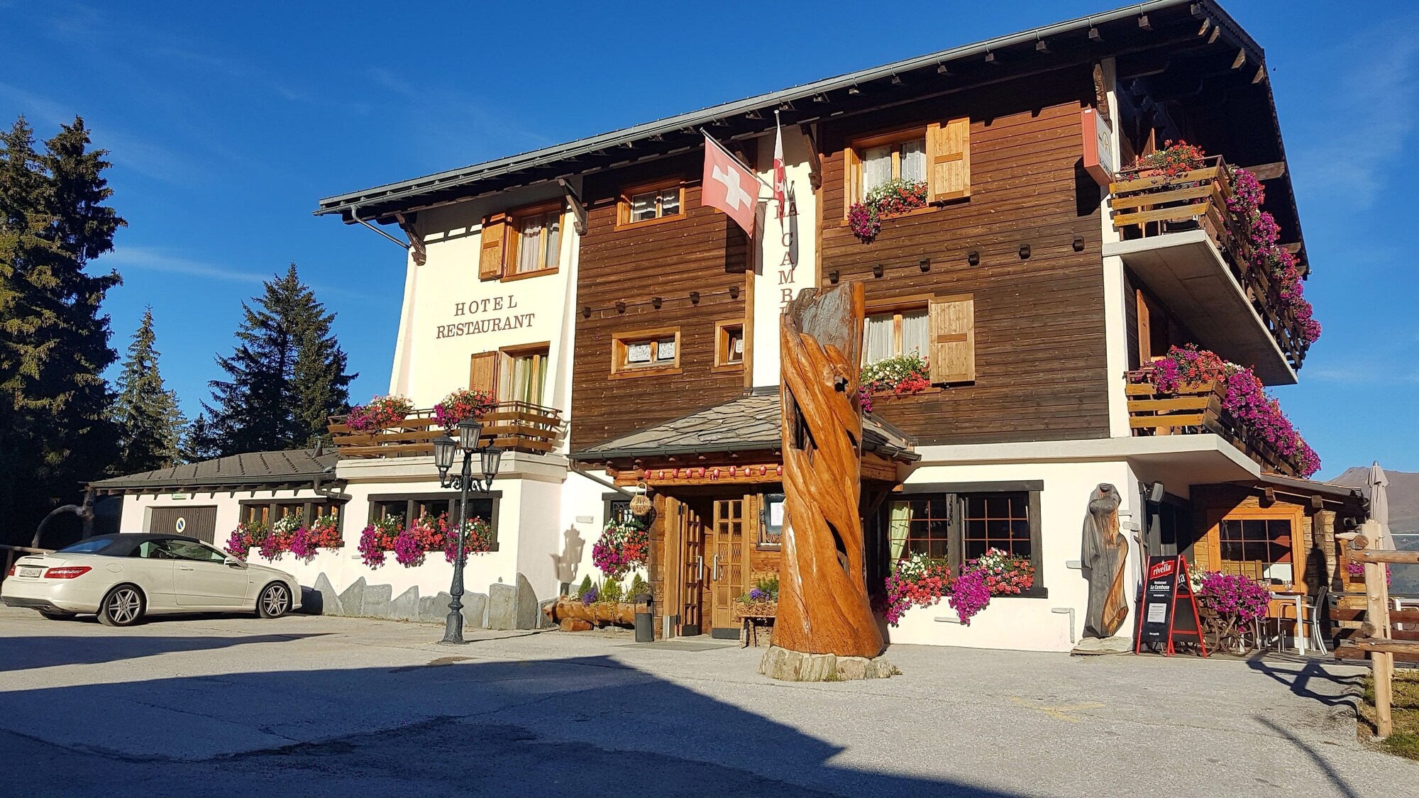 Hôtel Restaurant La Cambuse - Nax