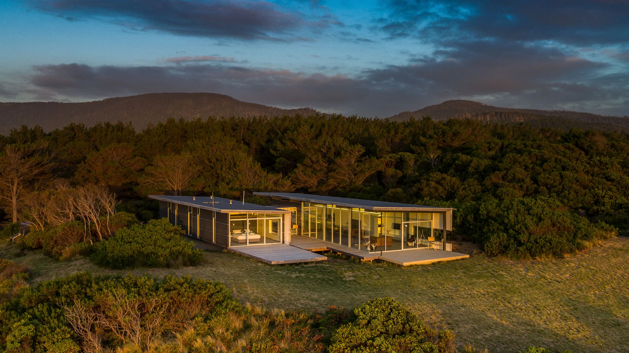 Cloudy Bay Beach House - Luxury Escape In Bruny Island - Bruny Island