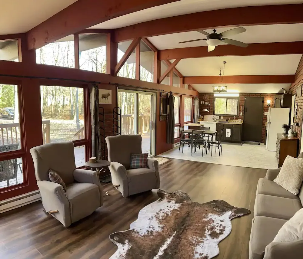 City Escape: Cozy 2 Bedroom Chalet In Jim Thorpe - Jim Thorpe, PA