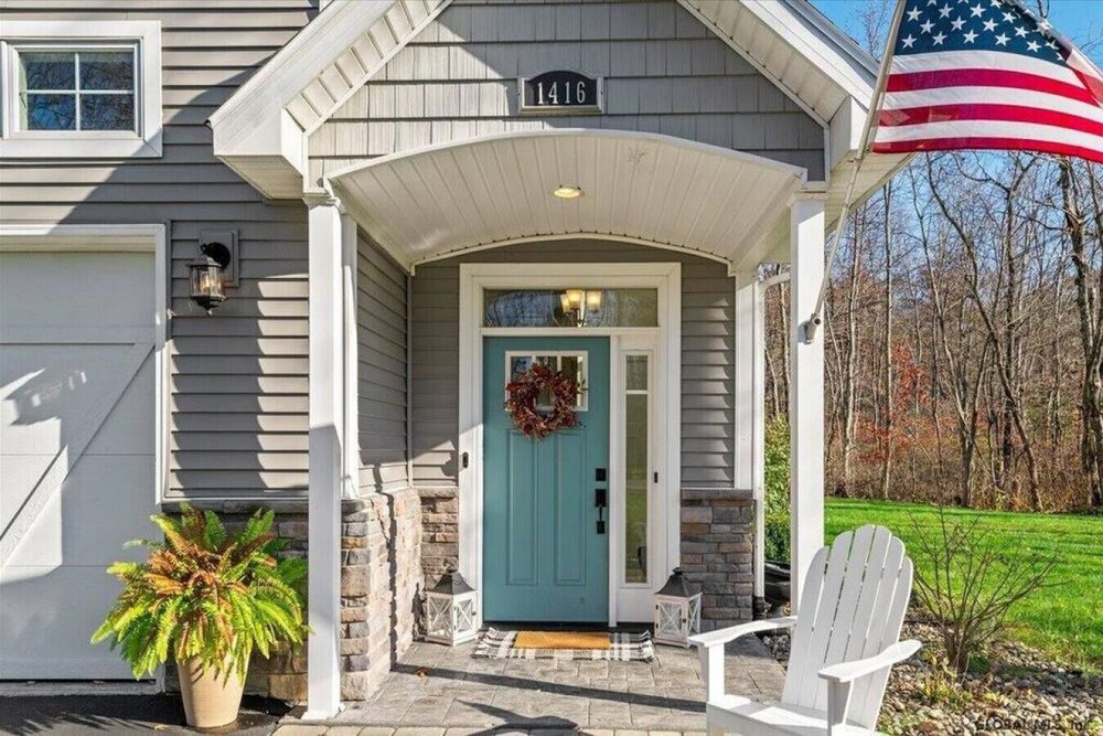 Saratoga Home With Lake Access And Outdoor Kitchen Internal Name: Lake - Sleeps 8 - Saratoga Springs, NY