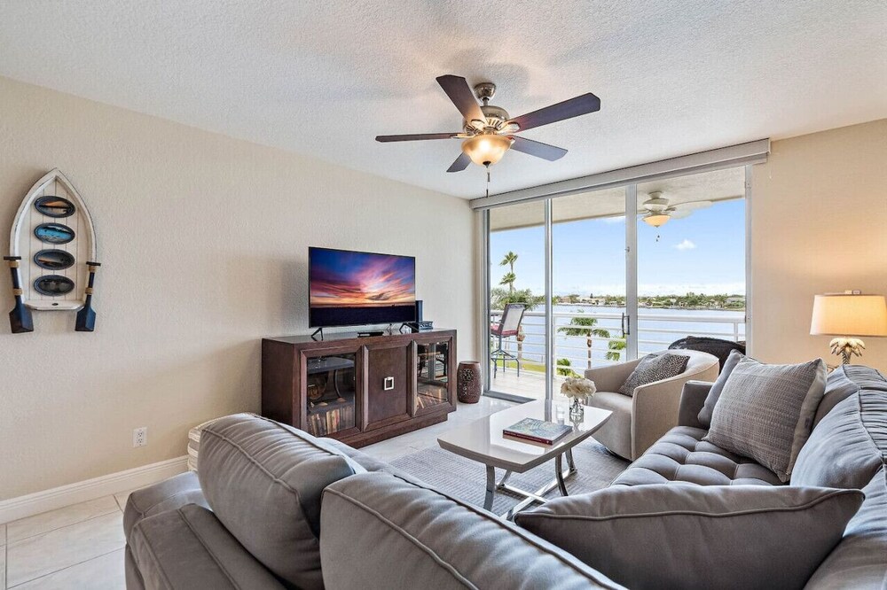 Bahia Vista 8-314 - South Pasadena, FL