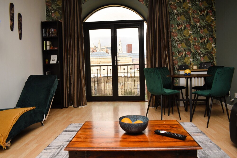 Heart Of Leeds - 2 Bedroom Flat - Leeds