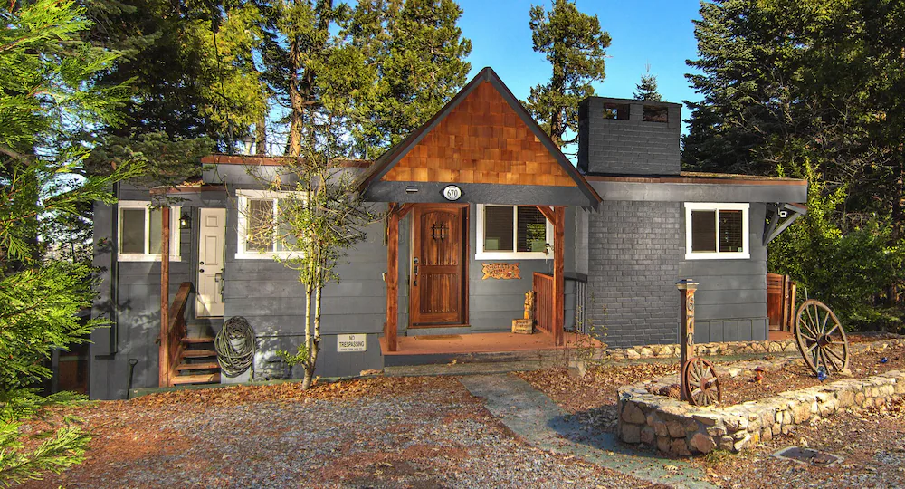 Luxurious Cabin W/ Lake Views 10 Minutes To Santa's Skypark & Village - Lake Arrowhead, CA