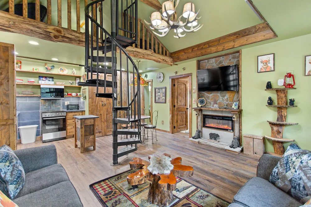 Jim Thorpe Rustic Cabin With Hot Tub, Ev Charger, Bbq Grill & Outdoor Games! - Jim Thorpe, PA