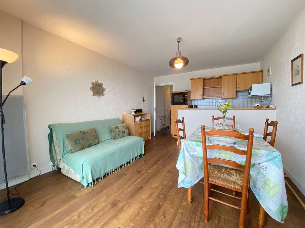 Appartement T2 Cabine 6 Pers Avec Balcon, à Deux Pas De La Mer Et Des Commerces - La Baule - Fr-1-245-136 - Guérande