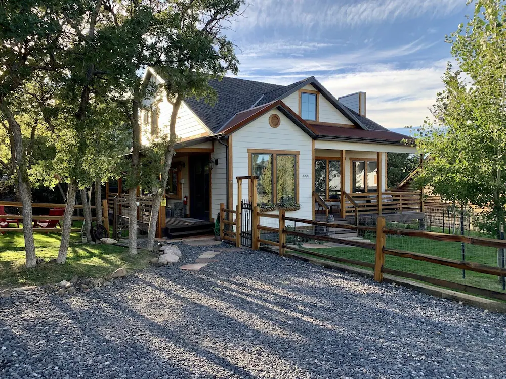 Charming Mountain Cottage. - Pine Valley, UT