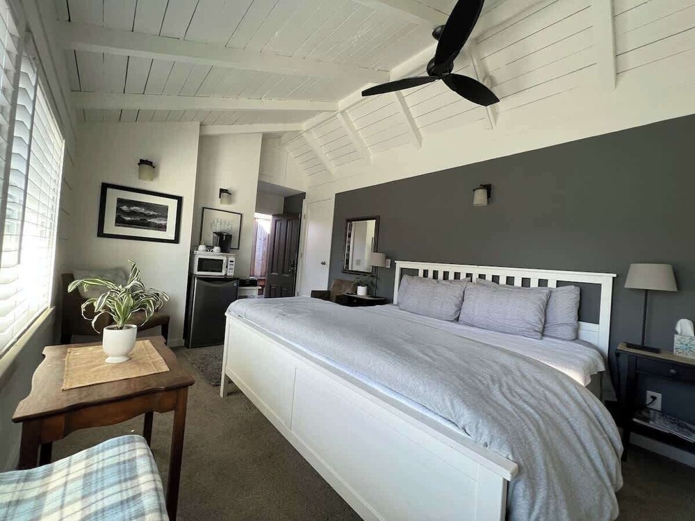 The Midtown Cottage- W/ Private Entrance And Views - Santa Cruz, CA