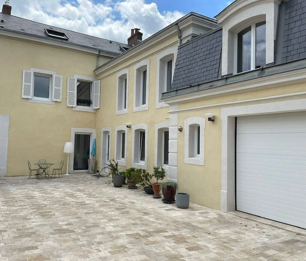 Villa Misano - Le Mans