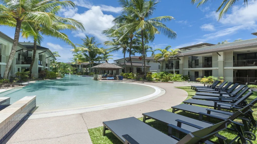 Azure 125 Port Douglas - Port Douglas