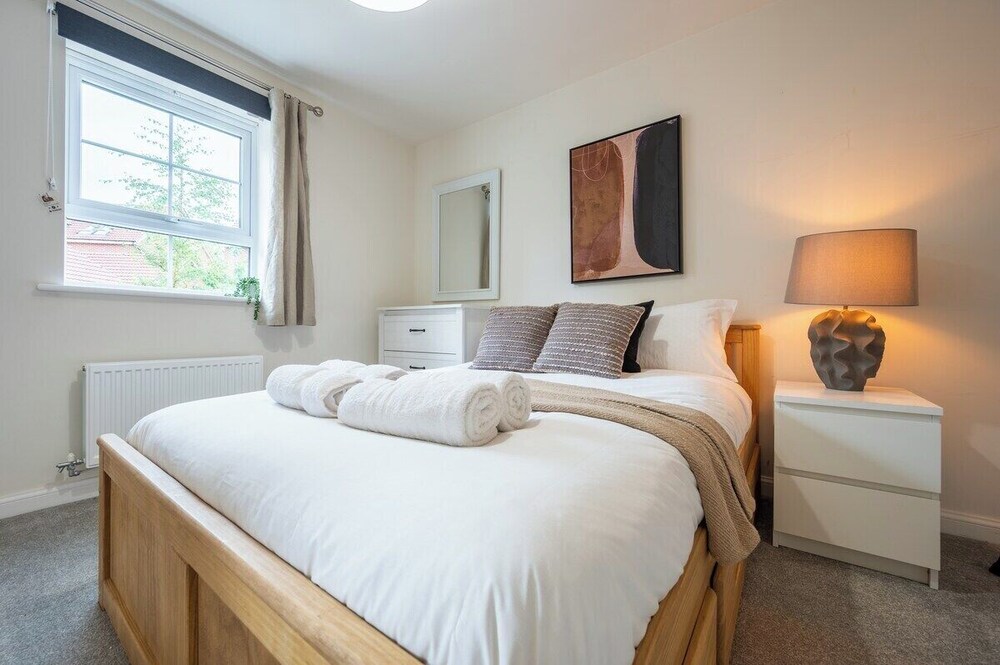 Close To Warwick University - Clover Way By Tŷ Sa - Staffordshire