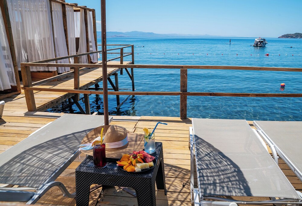 Assos Villa Natura - Behram