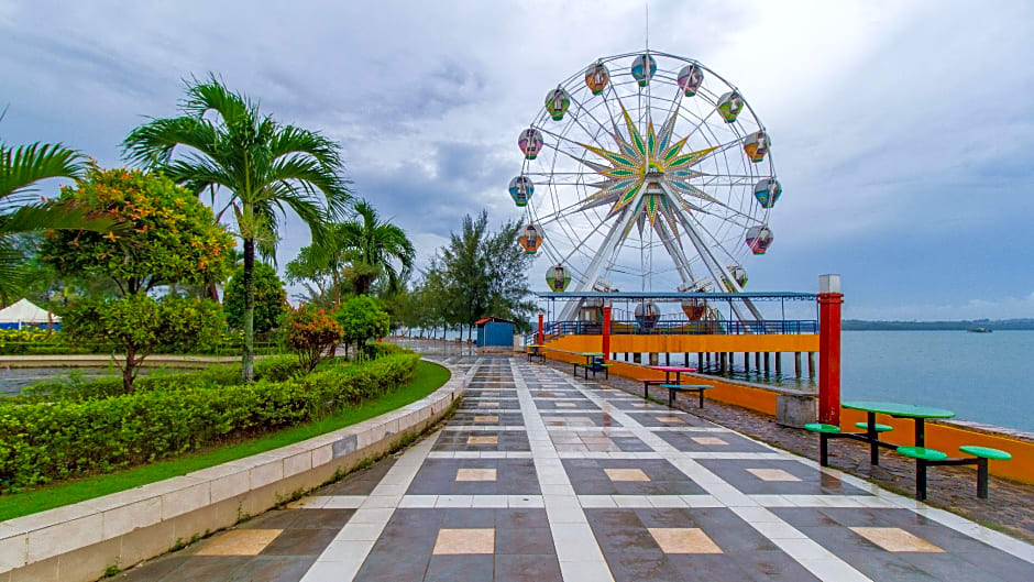 Pollux Habibie Lvl 52 Sea View Studio With Gym,pool & Netflix - Batam City