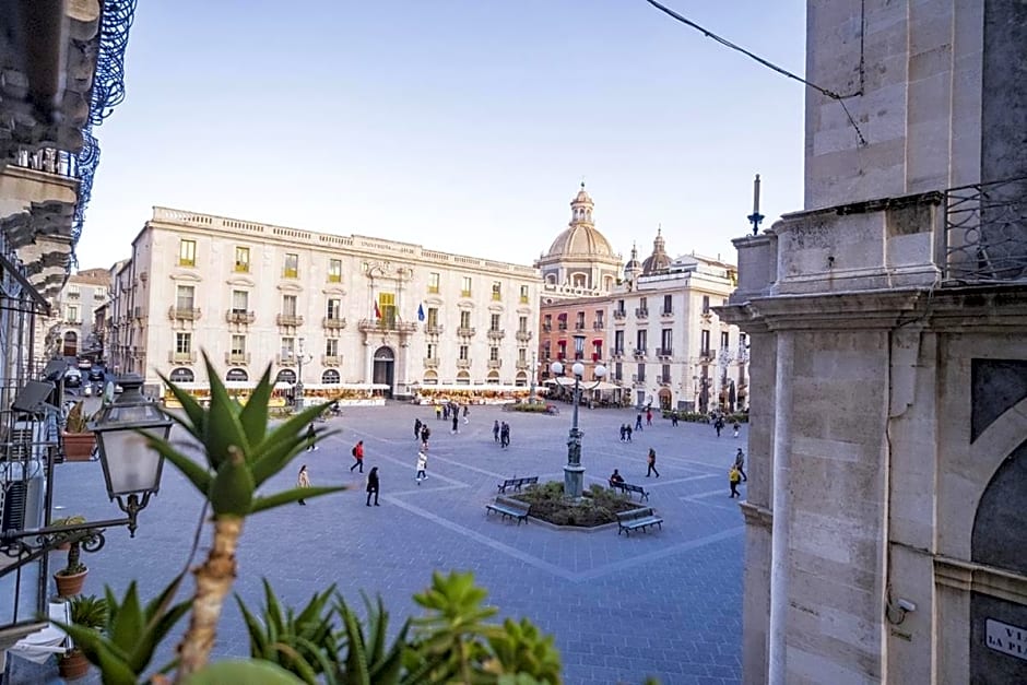 Charme Catania Central Suites - Catane