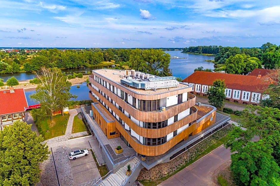 Das Elb Boardinghouse Hotel Restaurant - Maagdenburg