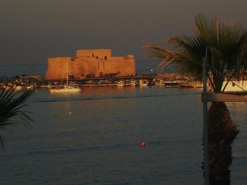 Paphinia Seaview Apartments - Paphos