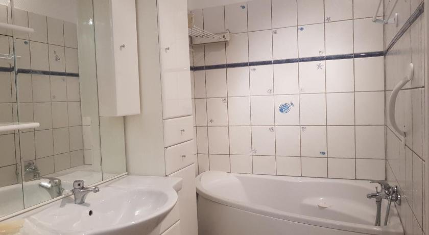 Le Beau Site Grand Hotel - Lovely Heritage Cocoon Aix-les-bains Central Park - Aix-les-Bains