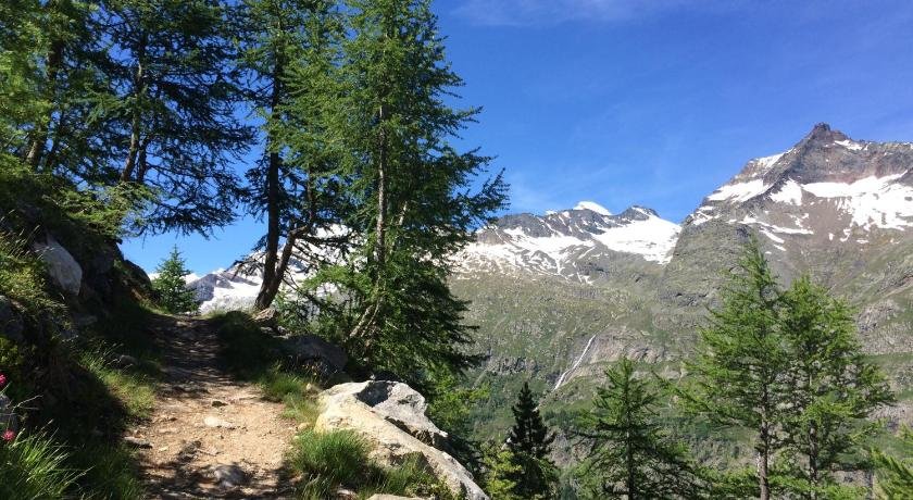 B&b Haus Granit Saas Grund - Suisse