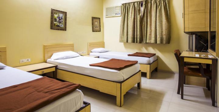 Hotel Tiptop - Mumbai