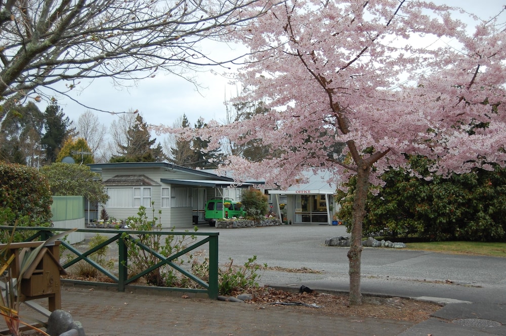 Tongariro River Motel - Tūrangi