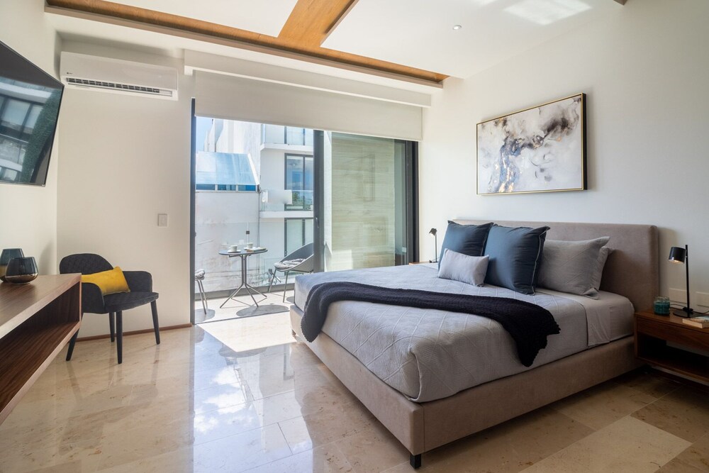 Loft Menesse 
3 Calles De La 5ta Ave. & Beach - Playa del Carmen