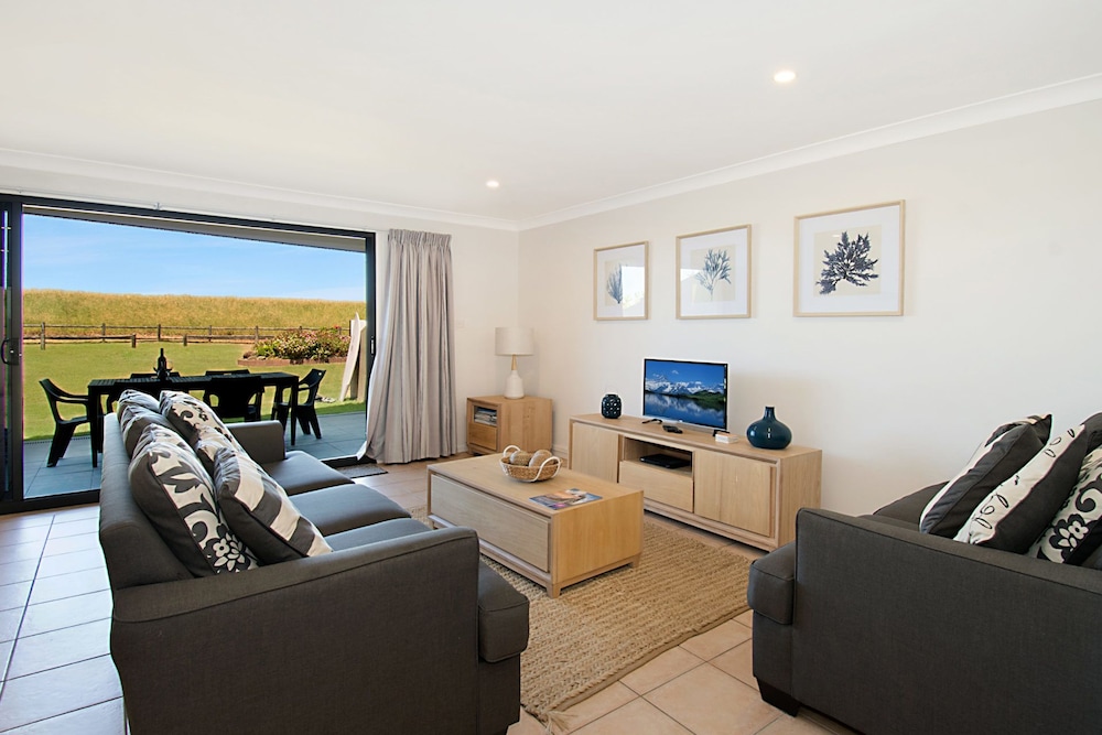 Sunrise Reef 4 - Lennox Head