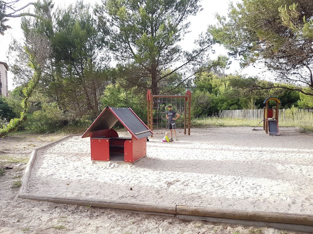 Pinede Plage Vue Mer Accés Direct à La Plage De La Badine Clim Jacuzzi Piscine - Hyères