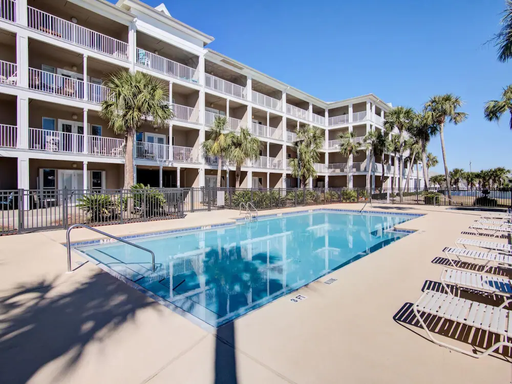Cozy Top-floor Beachfront Condo With Pool Pool Spa & Beach Access - Perdido Key, FL