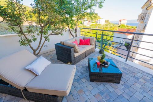 Apartments San Monte - Podstrana
